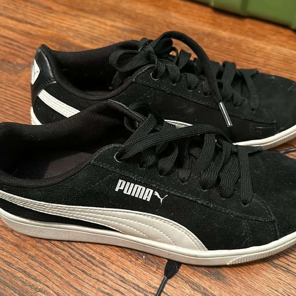 Puma | Shoes | Pumas Worn But Still Have A Lot Of Life | Poshmark